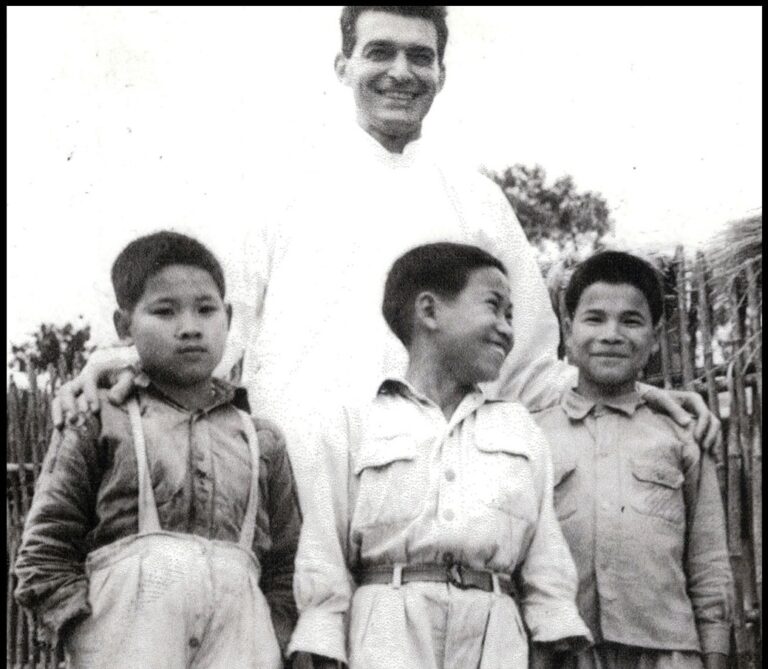 Servant of God Vincent Capodanno: A Life of Service, Self-Denial, and ...